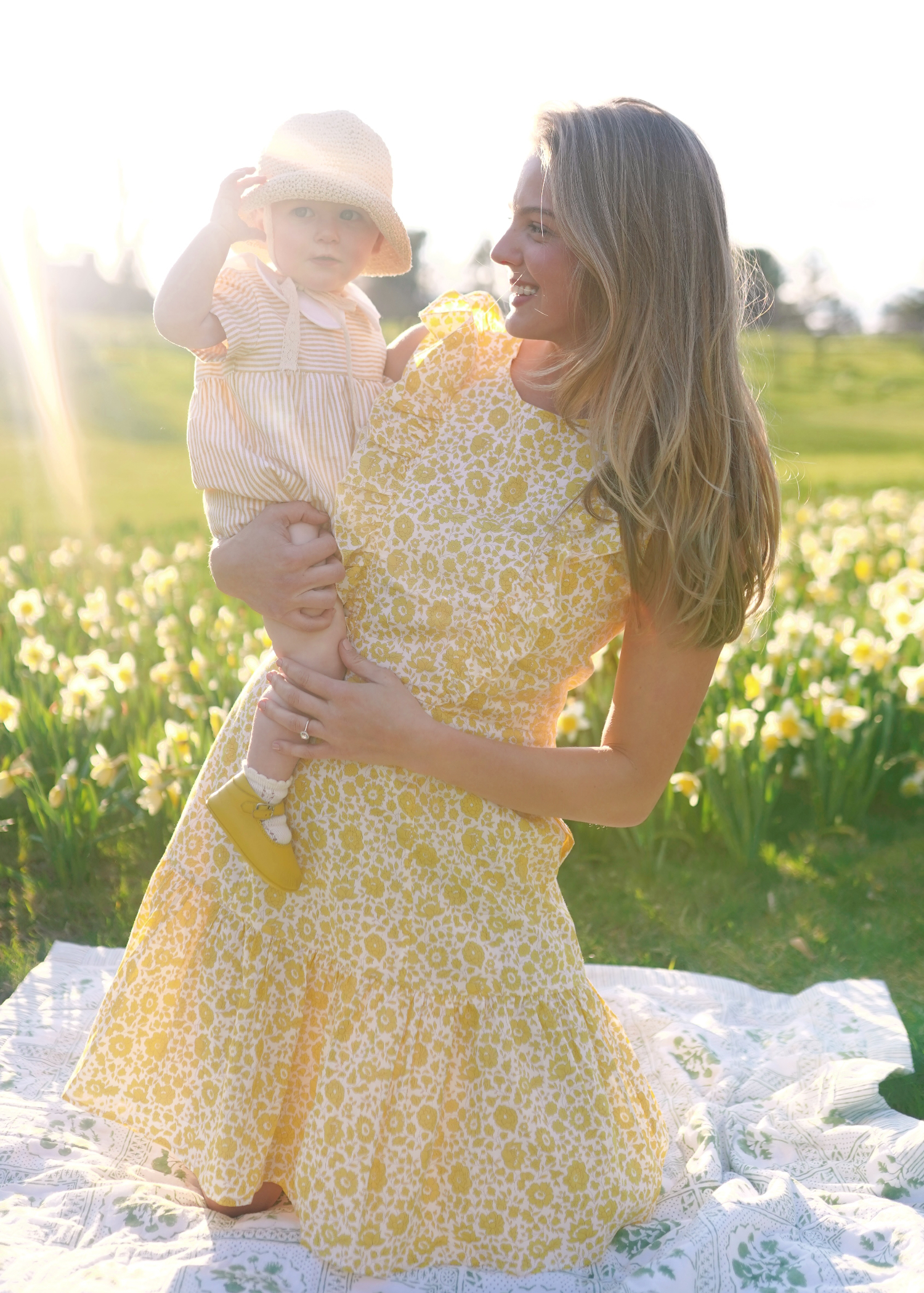 Chic, Nursing-Friendly Dresses for Summer: Ellie & Becca - Samantha Varvel